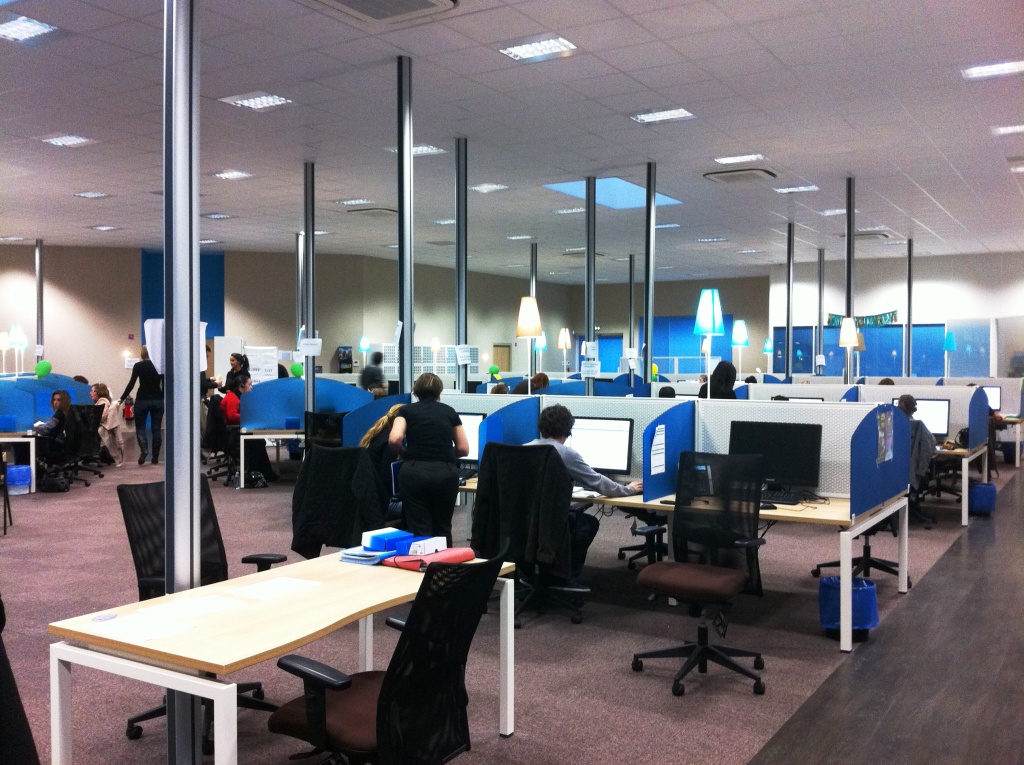 Anteles : un centre d’appel au service du client - Confiance Client